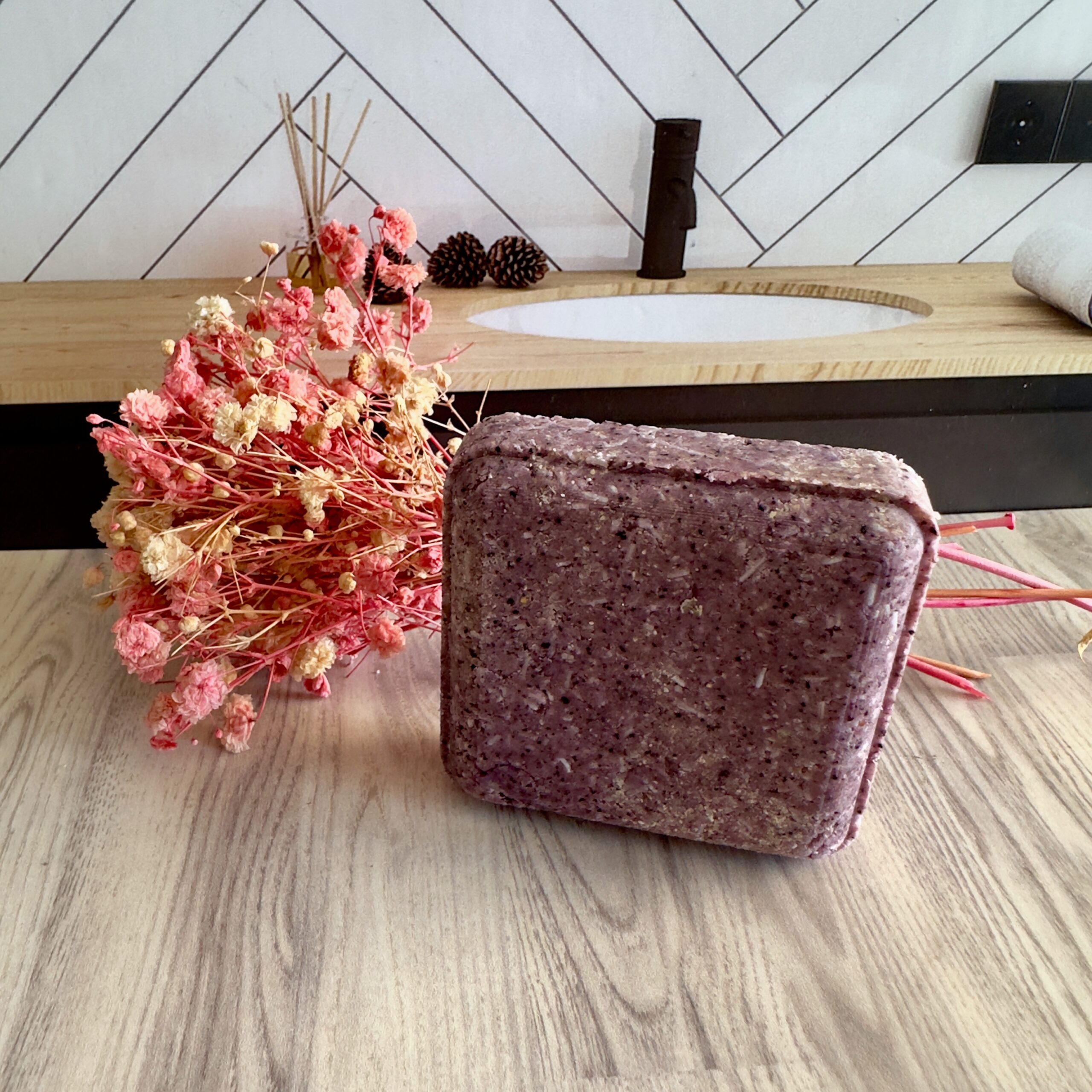 Shampoo sólido para cabello normal a seco – Corganic
